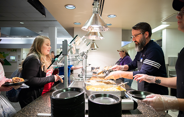 Dining - Admissions - SVSU